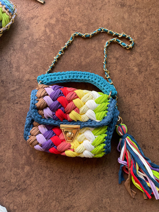 Woven Handbags – Vintage Velvet